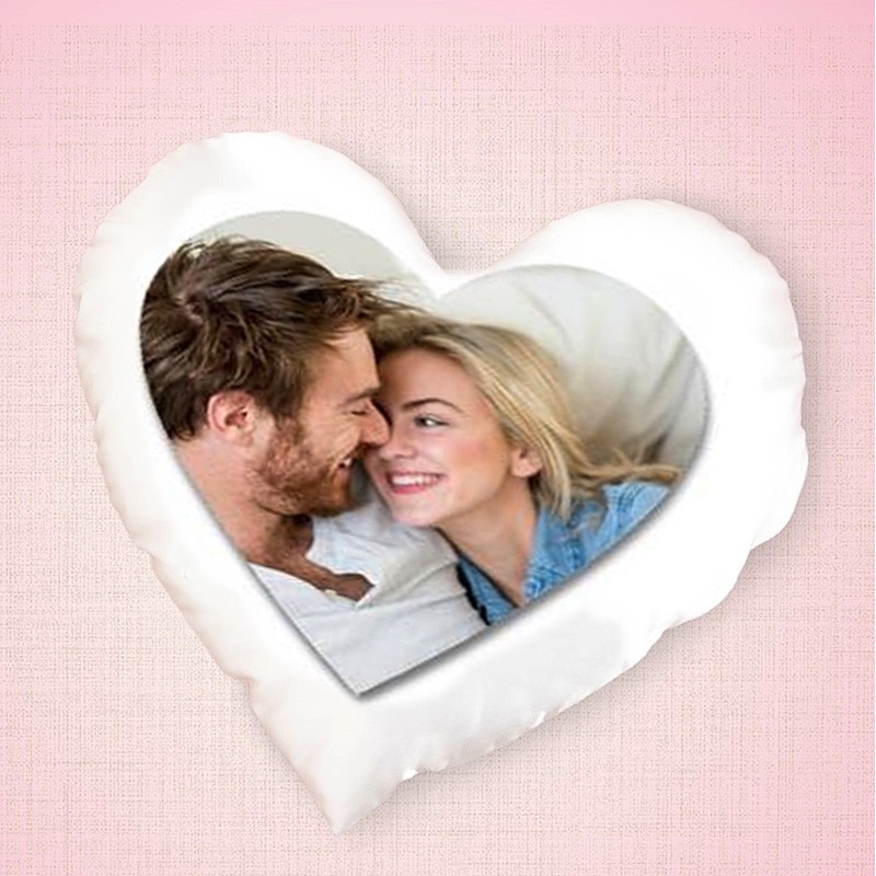 Pernă personalizată în formă de inimă cu poză